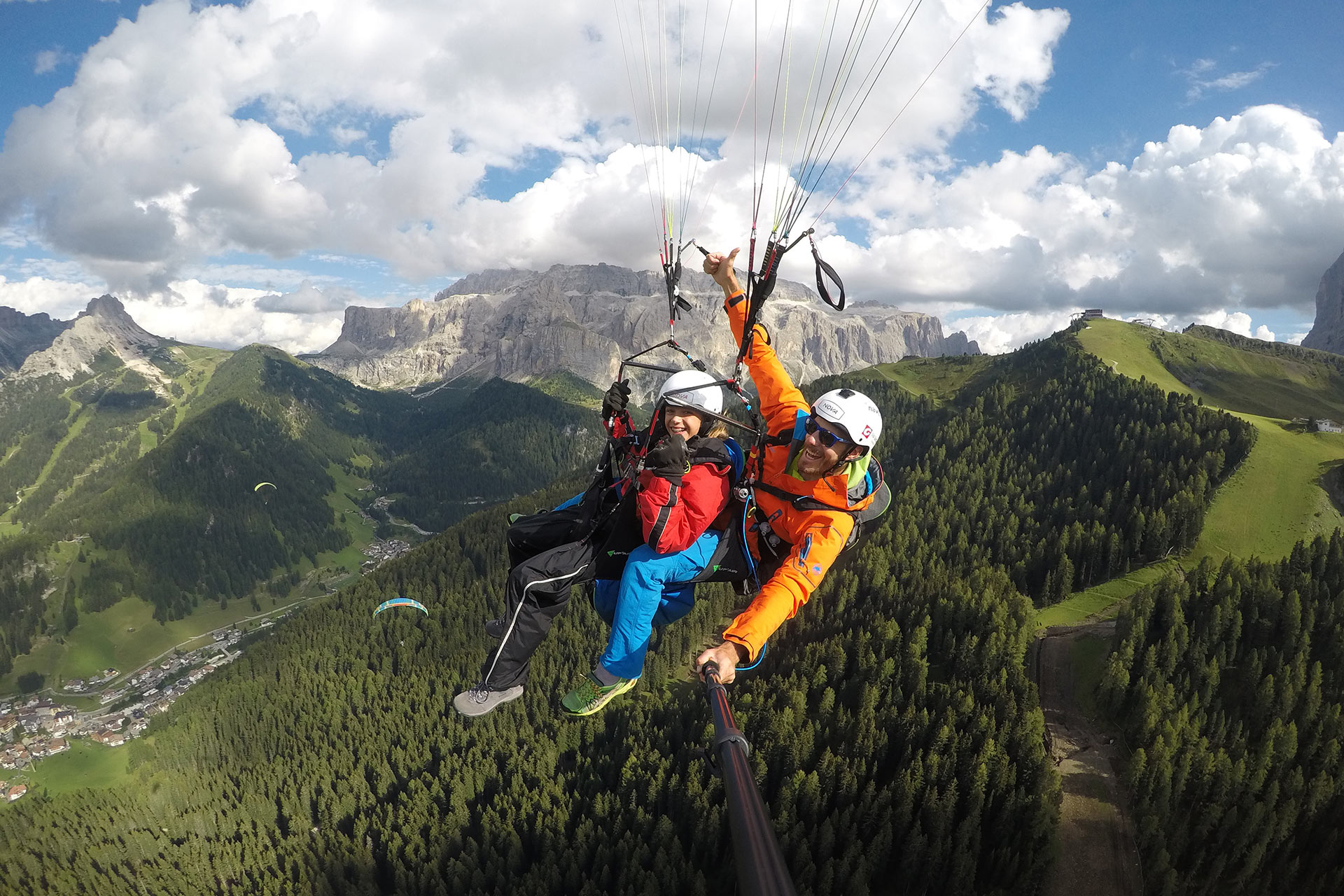 GARDENAFLY - Summer - Paragliding Tandem Val Gardena - Gröden ...